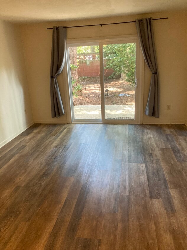 1242 NW 14th Ave, Gainesville, FL 32601 - Townhome Rentals in ...