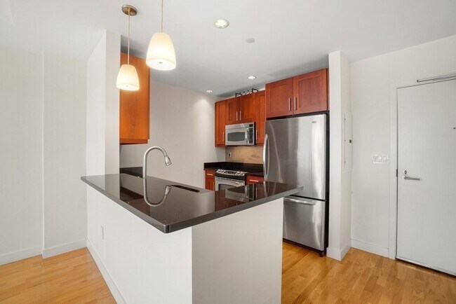 100 Station Landing Unit 705, Medford, MA 02155 - Condo for Rent in ...