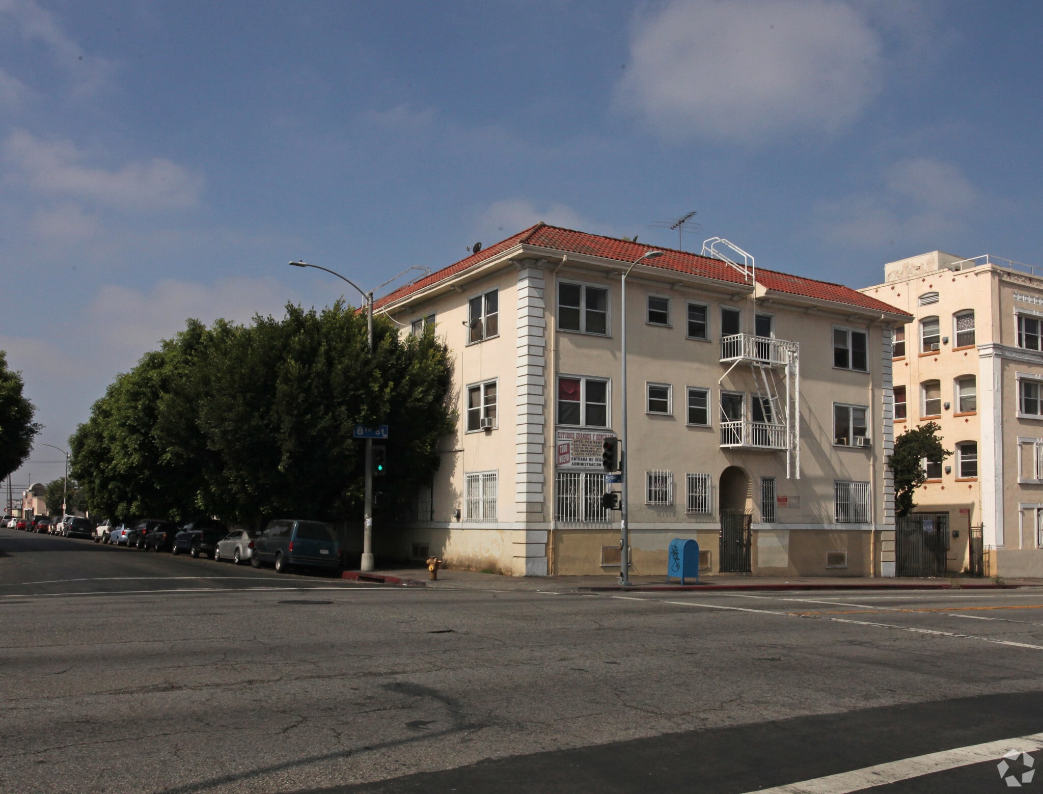 Westland @ 8th Street - 807 S Westlake Ave Los Angeles, CA 90057 ...