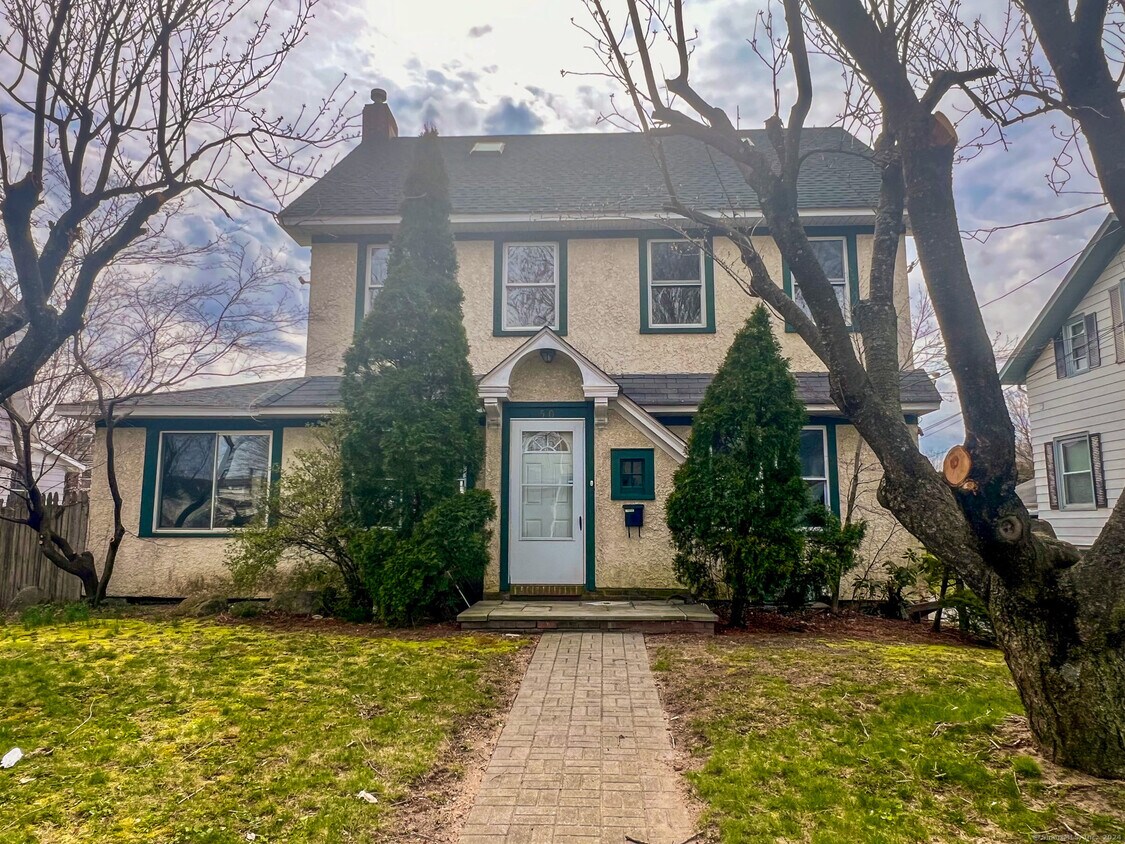 50 Locust Ave, Danbury, CT 06810 - House Rental in Danbury, CT ...