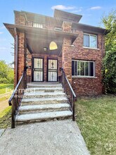 Sefton Park Apartments for Rent with a Garage - Detroit, MI - Updated ...