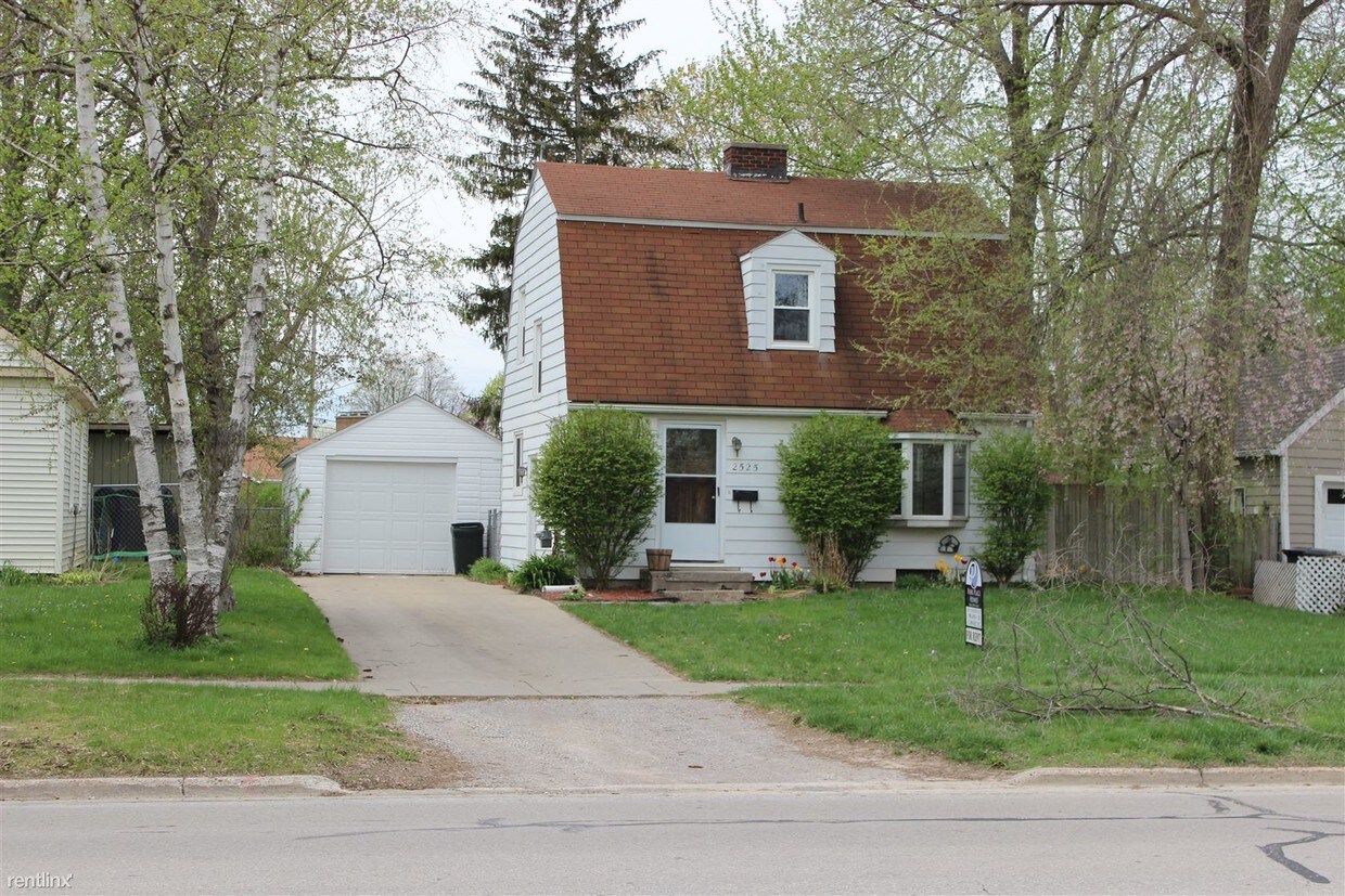 2525 Jefferson Ave, Midland, MI 48640 - House Rental in Midland, MI ...
