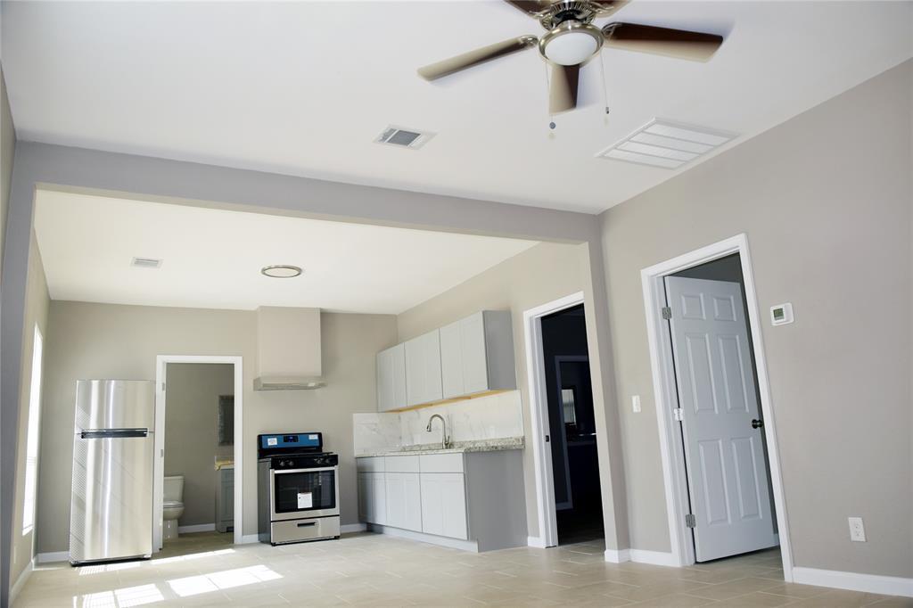 6 Burr St, Houston, TX 77011 - Room for Rent in Houston, TX ...