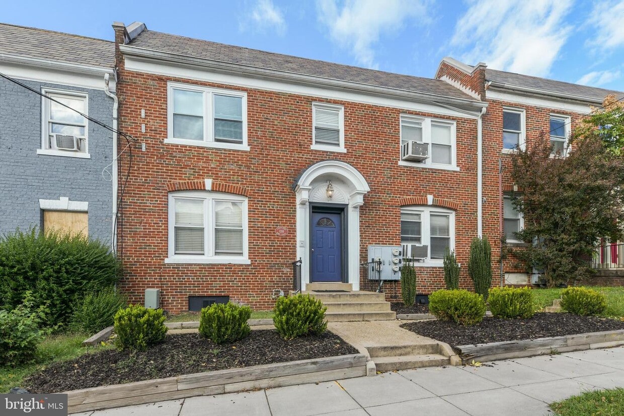 1316 ADAMS Unit 2, Washington, DC 20018 - Room for Rent in Washington ...