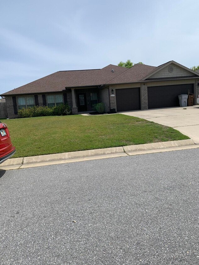 8537 Holley Hills Cir, Navarre, FL 32566 - House Rental in Navarre, FL ...