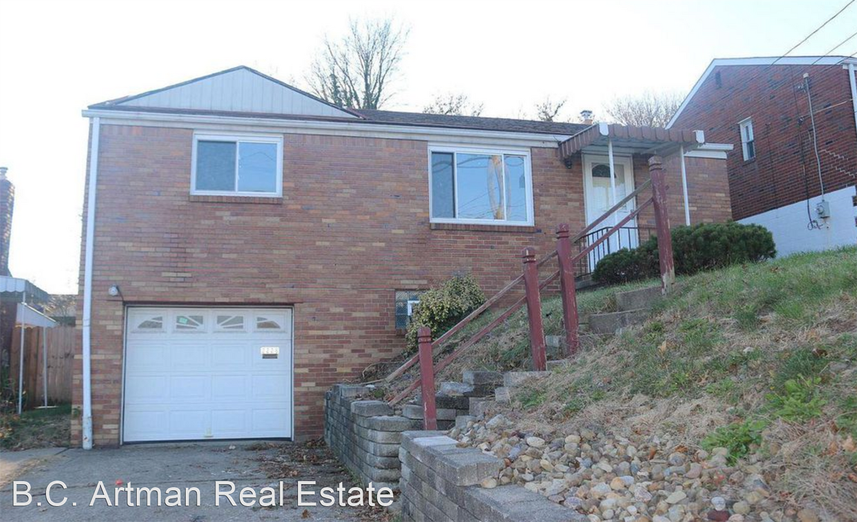 2228 Glenbury St, Pittsburgh, PA 15234 - House Rental in Pittsburgh, PA ...