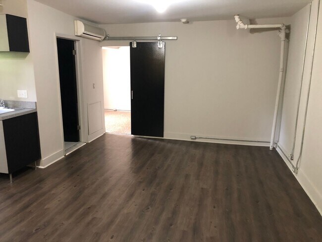 Marion Manor Apartments - 346 W Breckenridge St Ferndale, MI ...