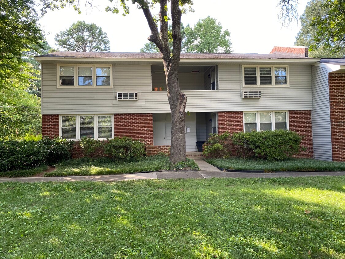 813 Daniels St Unit A, Raleigh, NC 27605 - Condo for Rent in Raleigh ...