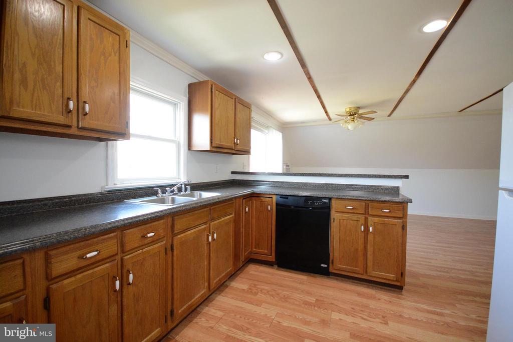 13424 Old Frederick Rd, Rocky Ridge, MD 21778 - House Rental in Rocky ...