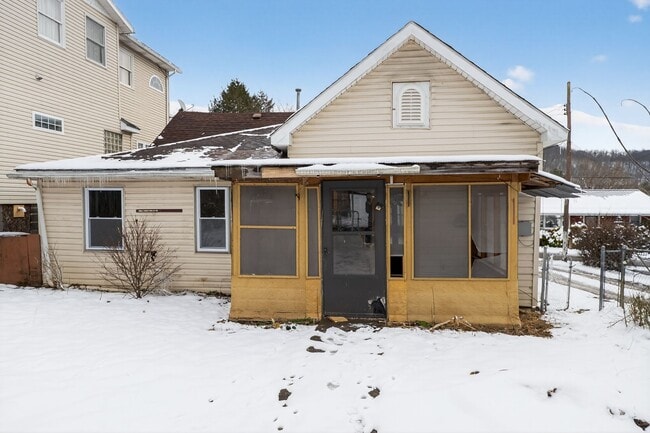 218 George St, Lumberport, WV 26386 - House Rental in Lumberport, WV ...