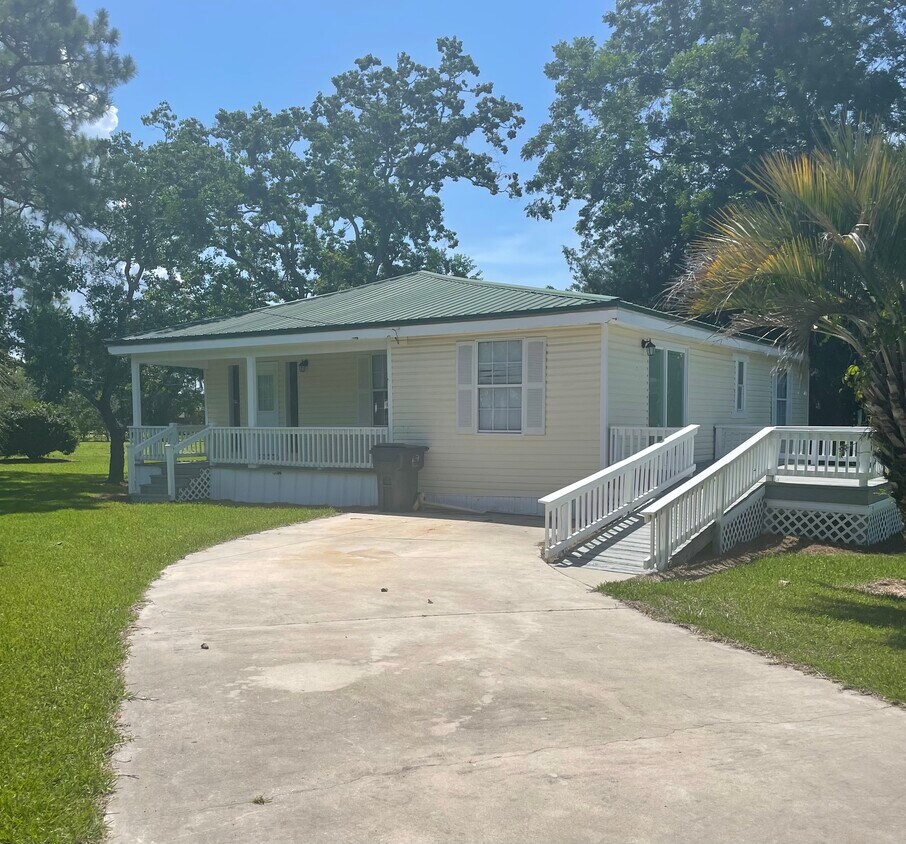 2047 Russell Rd, Fernandina Beach, FL 32034 - House Rental in ...