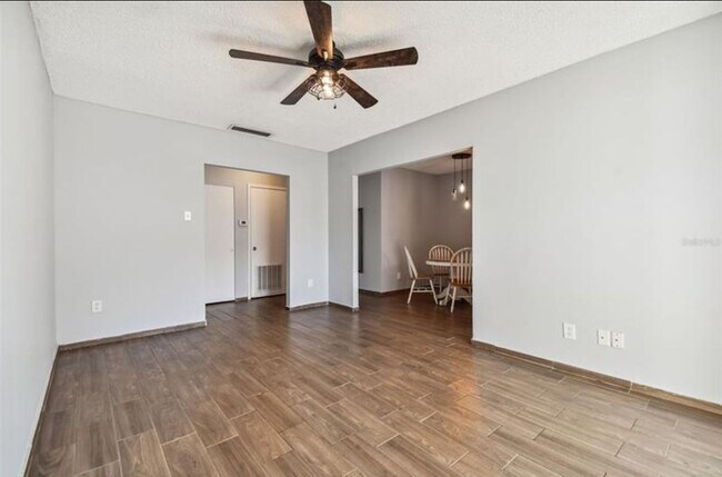 8538 12th Way N Unit C, Saint Petersburg, FL 33702 - Condo for Rent in ...