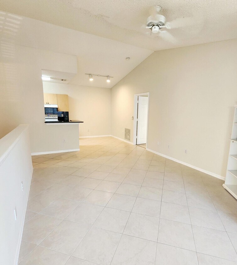 10282 Fox Trail Rd S Unit 213, West Palm Beach, FL 33411 - Condo for ...