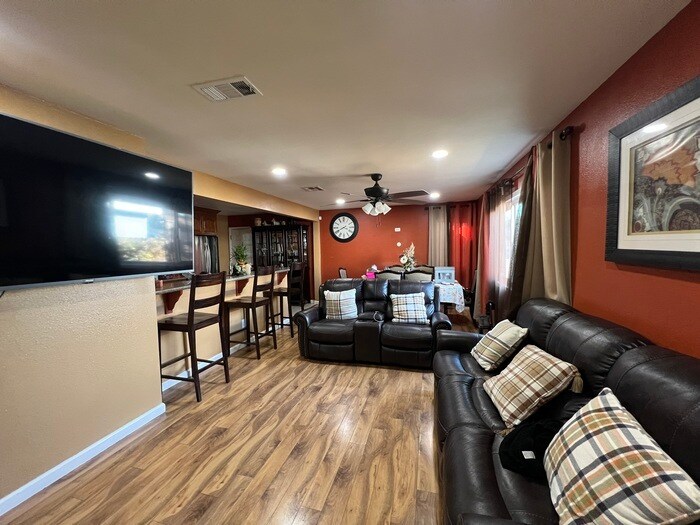 12842 S Harris Ave, Compton, CA 90221 - House Rental in Compton, CA ...