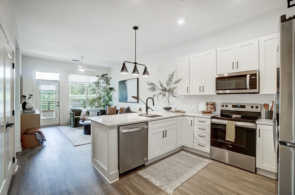 Apartments for Rent with Garages in Charlotte, NC | Apartments.com
