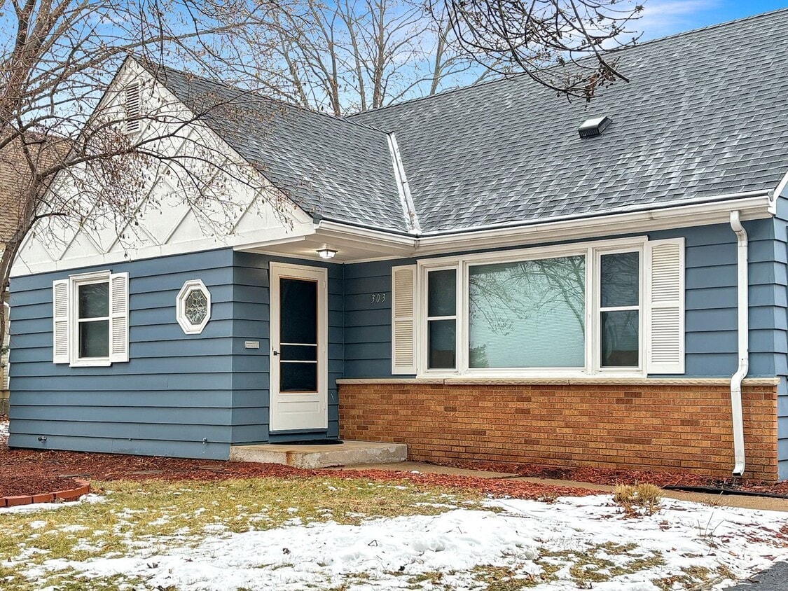 303 Monroe Ave S, Hopkins, MN 55343 - House Rental in Hopkins, MN ...