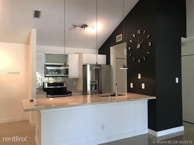 15821 SW 104th Terrace, Miami, FL 33196 - Room for Rent in Miami, FL | Apartments.com