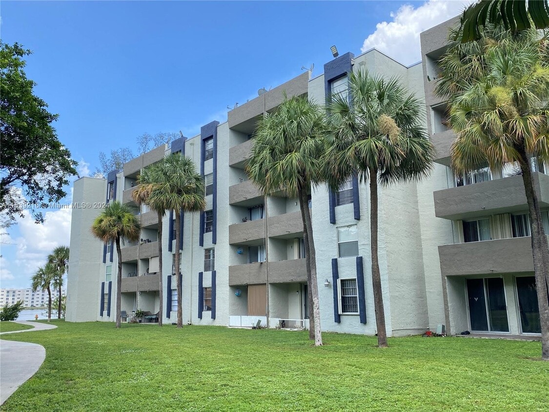 10000 NW 80th Ct Unit 2528, Hialeah Gardens, FL 33016 - Condo for Rent in Hialeah Gardens, FL ...