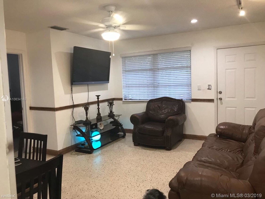 2748 SW 33rd Ct Unit # 2748A, Miami, FL 33133 - Condo for Rent in Miami ...