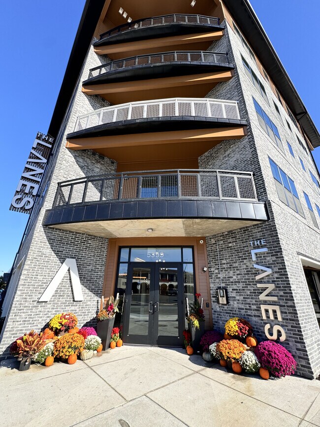 The Lanes - Apartments in Mission, KS | Apartments.com