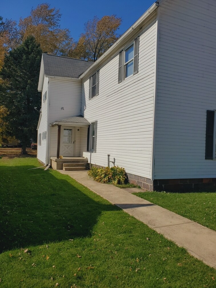30 Oak St Unit 30 oak street, Shelby, OH 44875 - 30 Oak St Shelby, OH ...