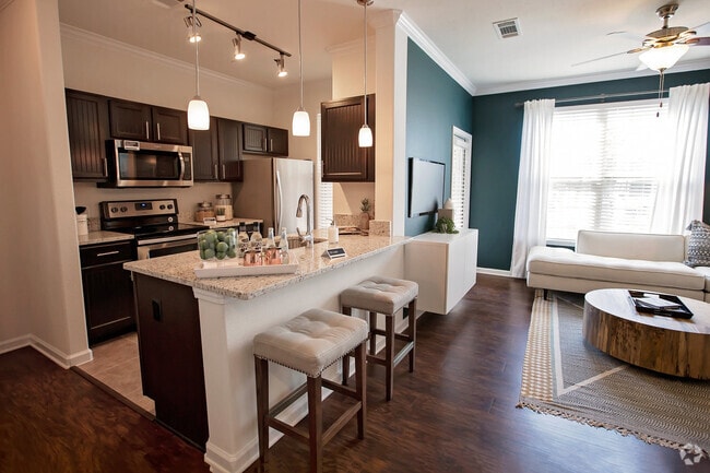 The Trails Apartments for Rent with Hardwood Floors - Frisco, TX ...