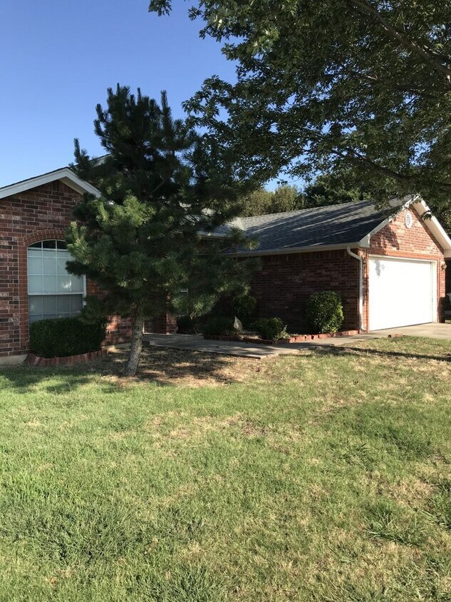 1624 Briarcreek, Norman, OK 73071 - House Rental in Norman, OK | Apartments.com