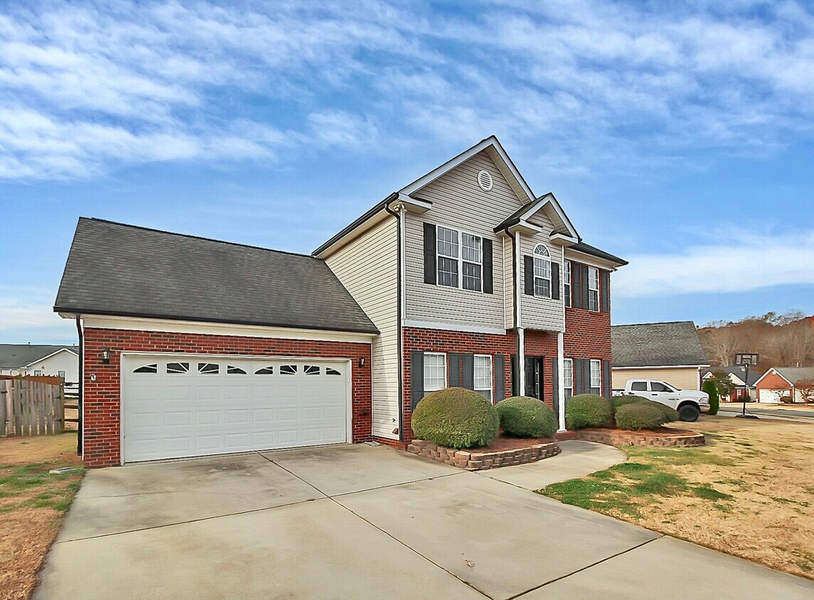 3007 Hemby Commons Pkwy, Indian Trail, NC 28079 - House Rental in ...