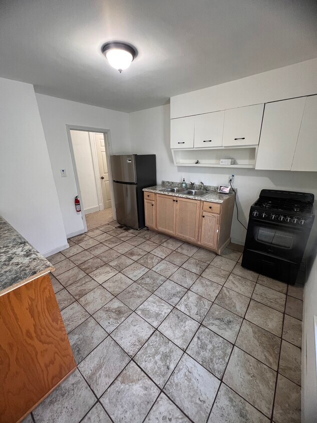 1526 Carlisle Ave, Racine, WI 53404 - Apartments in Racine, WI ...