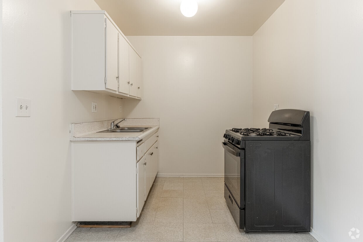 Crest View Apartments - 4141 Eagle Rock Blvd Los Angeles, CA 90065 ...