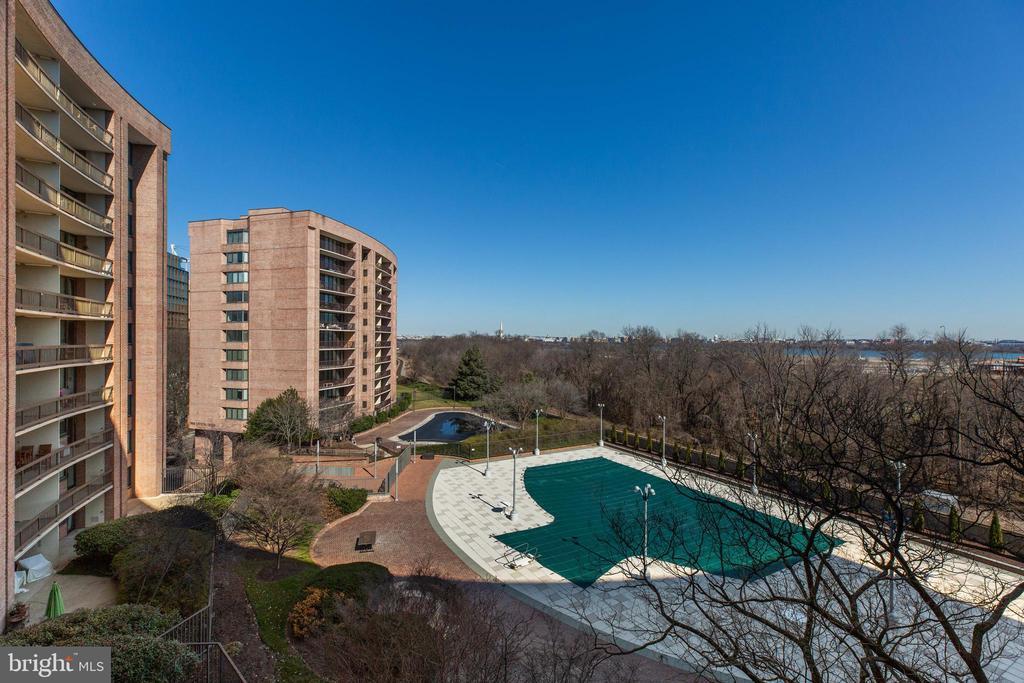 1805 Crystal Dr Unit 609S, Arlington, VA 22202 - Room for Rent in ...