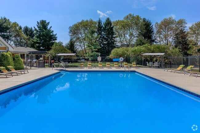 Northwoods Apartments for Rent with a Swimming Pool - Columbus, OH ...