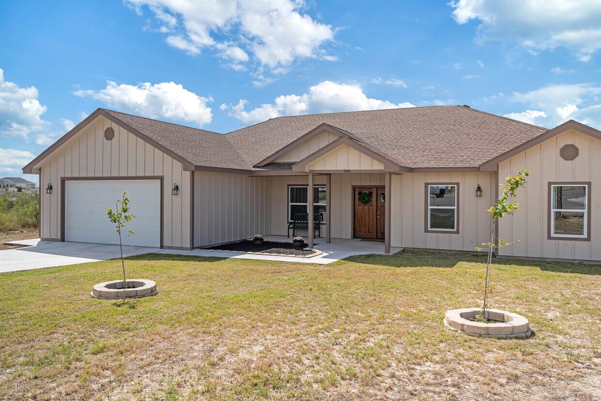 266 Cielo Grande, Del Rio, TX 78840 - House Rental in Del Rio, TX ...