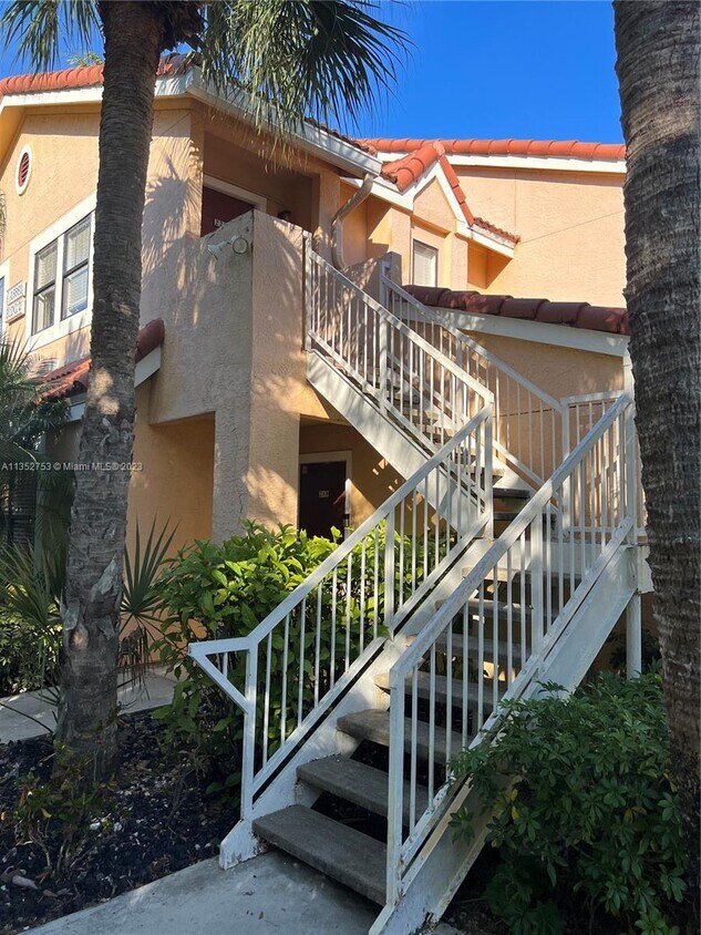 15581 SW 104th Terrace Unit 221, Miami, FL 33196 - Room for Rent in Miami, FL | Apartments.com