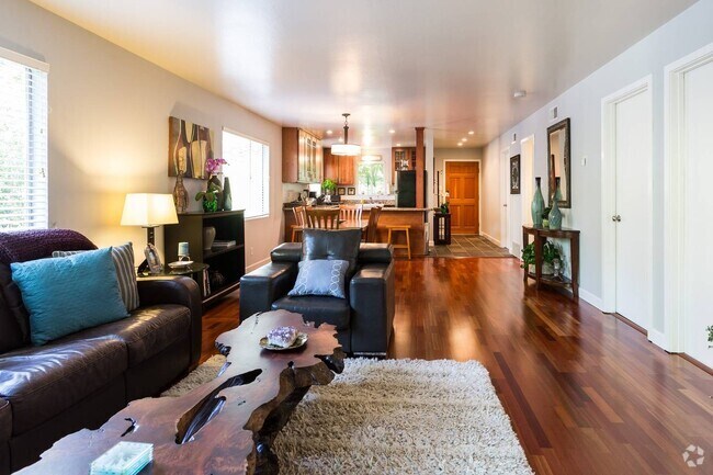 Downtown Mill Valley Apartments for Rent with Parking - Mill Valley, CA ...