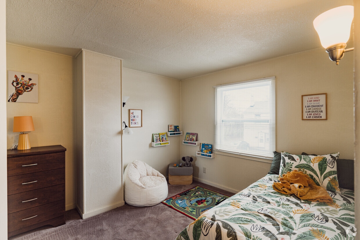 Windwood Place Apartments - 40 Windwood Ct Cheektowaga, NY 14225 ...