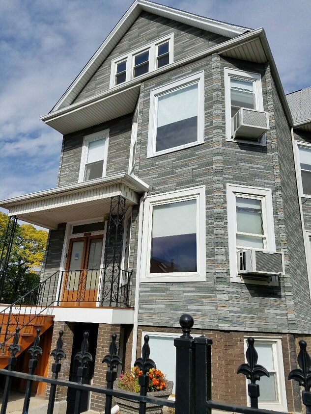 3818 W Diversey Ave Unit 2, Chicago, IL 60647 - 3818 W Diversey Ave Chicago, IL 60647 ...