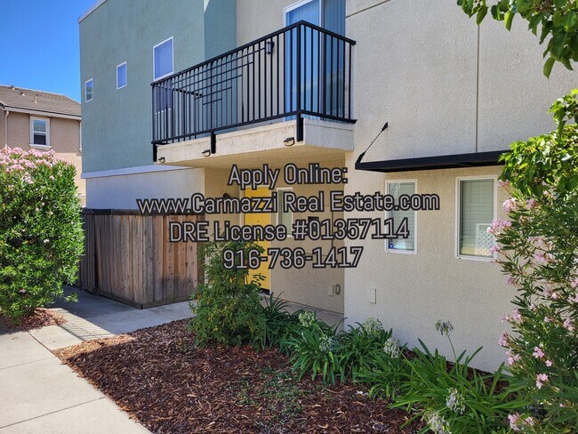 3920 E Commerce Way House | University of San Francisco | Off-Campus ...