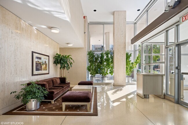 70 W Burton Pl Unit 2204, Chicago, IL 60610 - Condo for Rent in Chicago ...
