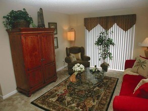 Sheffield Heights Apartment Homes Rentals - Nashville, TN | Apartments.com