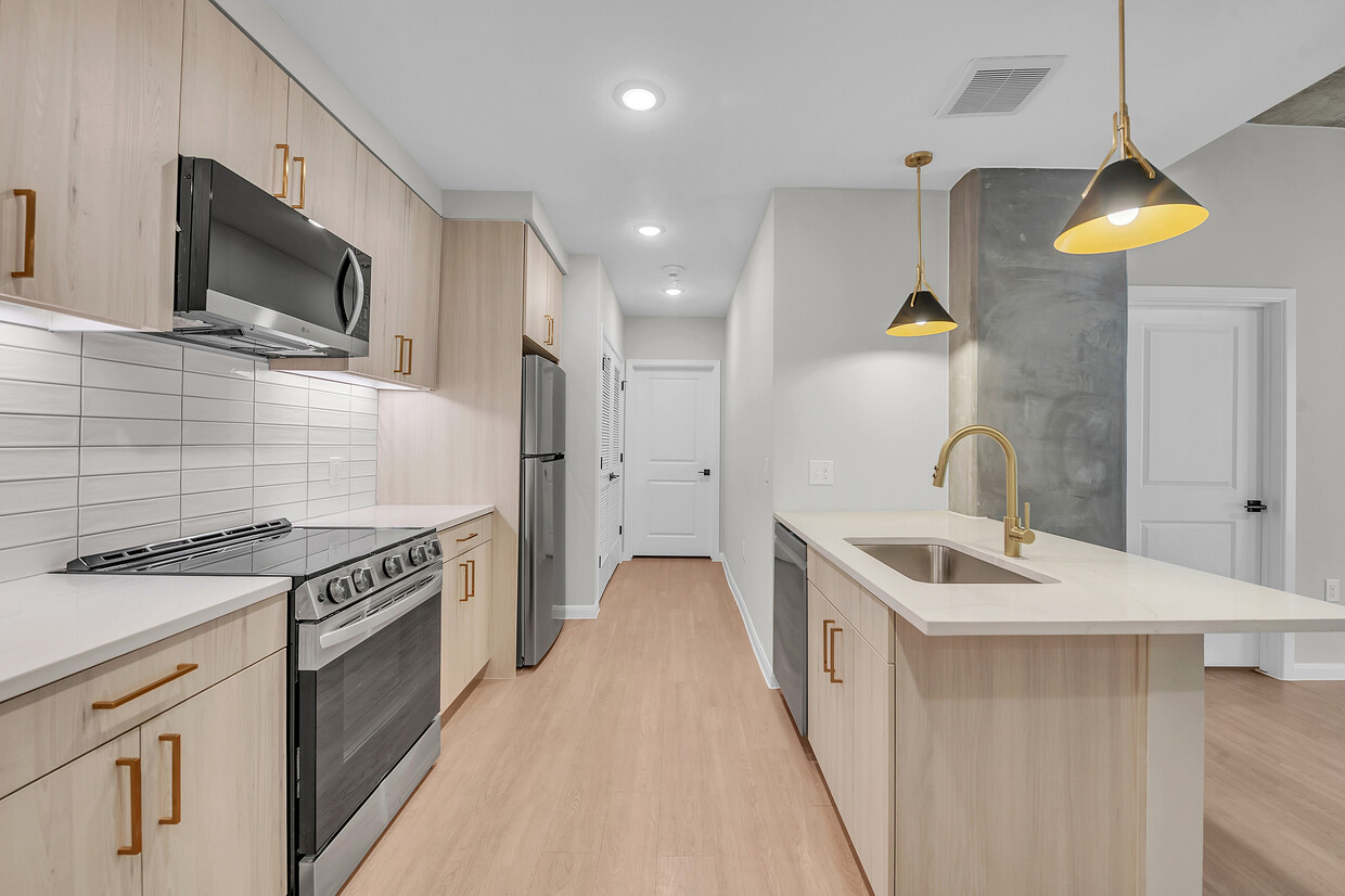 The Sinclair - 2710 Nueces St Austin, TX 78705 | Apartments.com