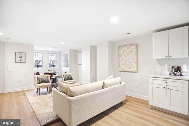 1248 Girard St NW, Washington, DC 20009 - Townhome Rentals in ...