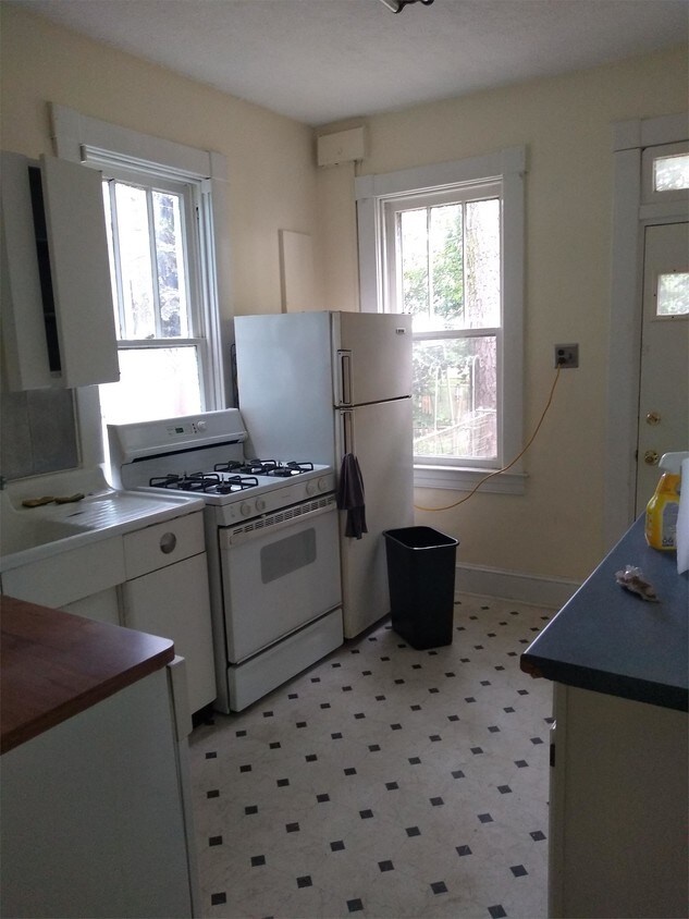 405 Cambria St, Baltimore, MD 21225 - House Rental in Baltimore, MD ...