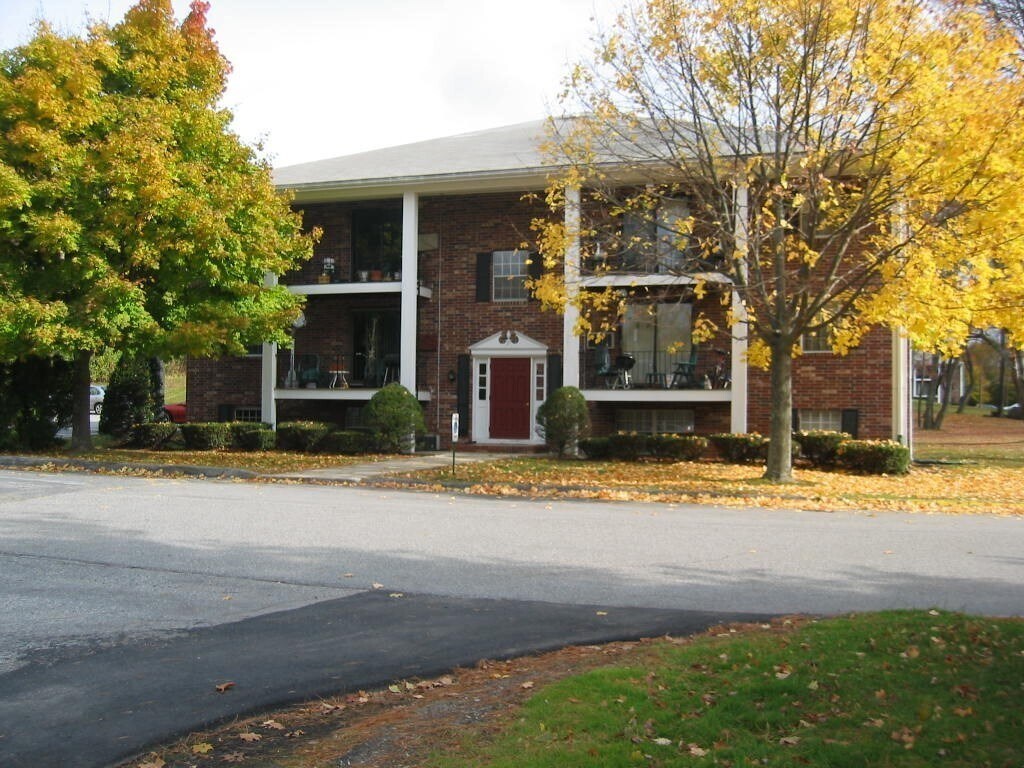 10 Walker Rd Unit 11, North Andover, MA 01845 - Condo for Rent in North Andover, MA | Apartments.com