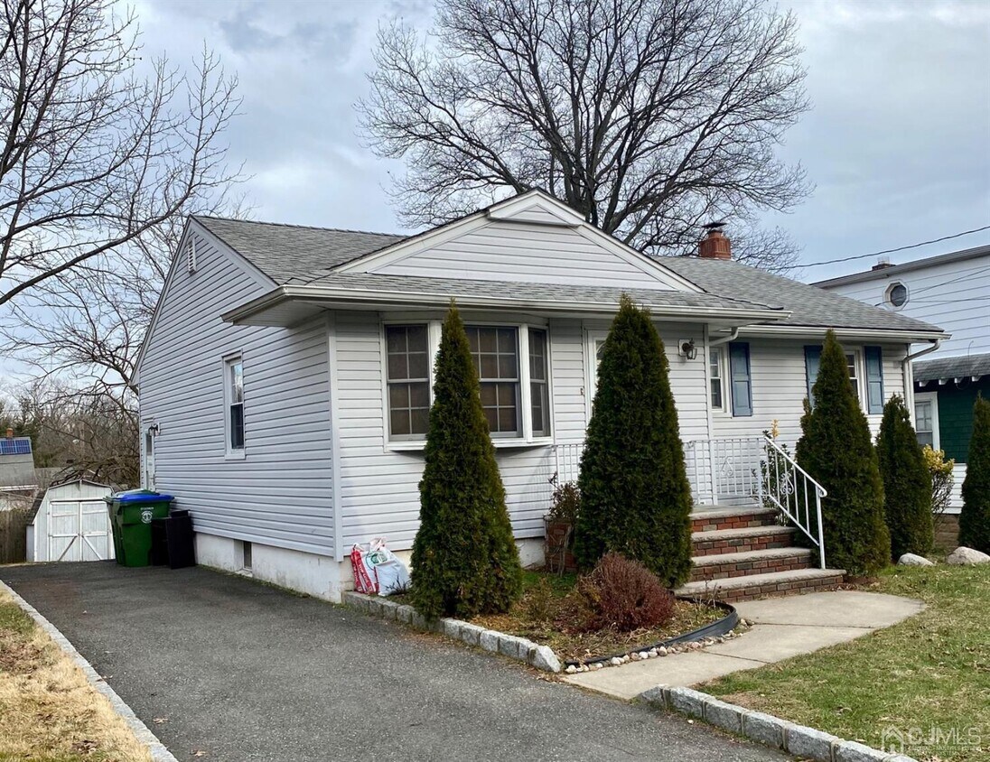 10 Hamilton Ave, Edison, NJ 08820 - House Rental in Edison, NJ ...