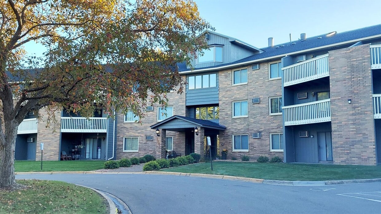 Hemlock Pines - 7225 Hemlock Ln N Maple Grove, MN 55369 | Apartments.com