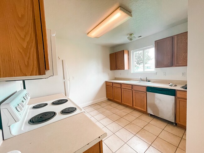 606 S Powerline Rd, Nampa, ID 83686 - Townhome Rentals in Nampa ID ...