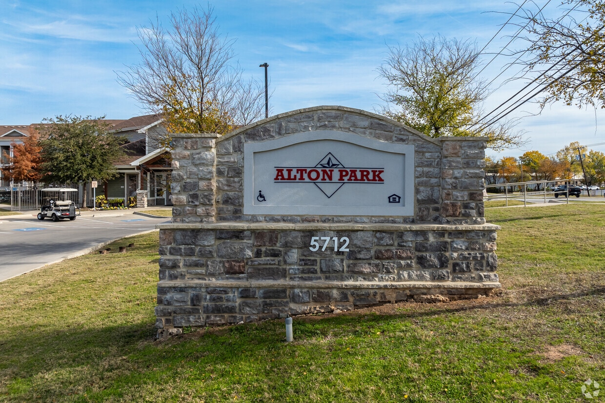 Alton Park Apartments - 5712 Azle Ave Fort Worth, TX 76106 | Apartments.com