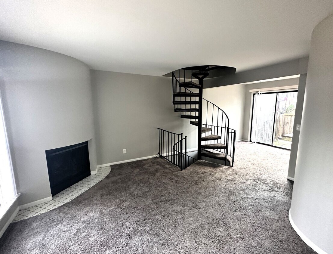 2446 Grandview Ave, Cincinnati, OH 45206 - Townhome Rentals in ...