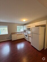 Mission Mission Apartments for Rent with Yard - Mission, BC - 2 Rentals ...